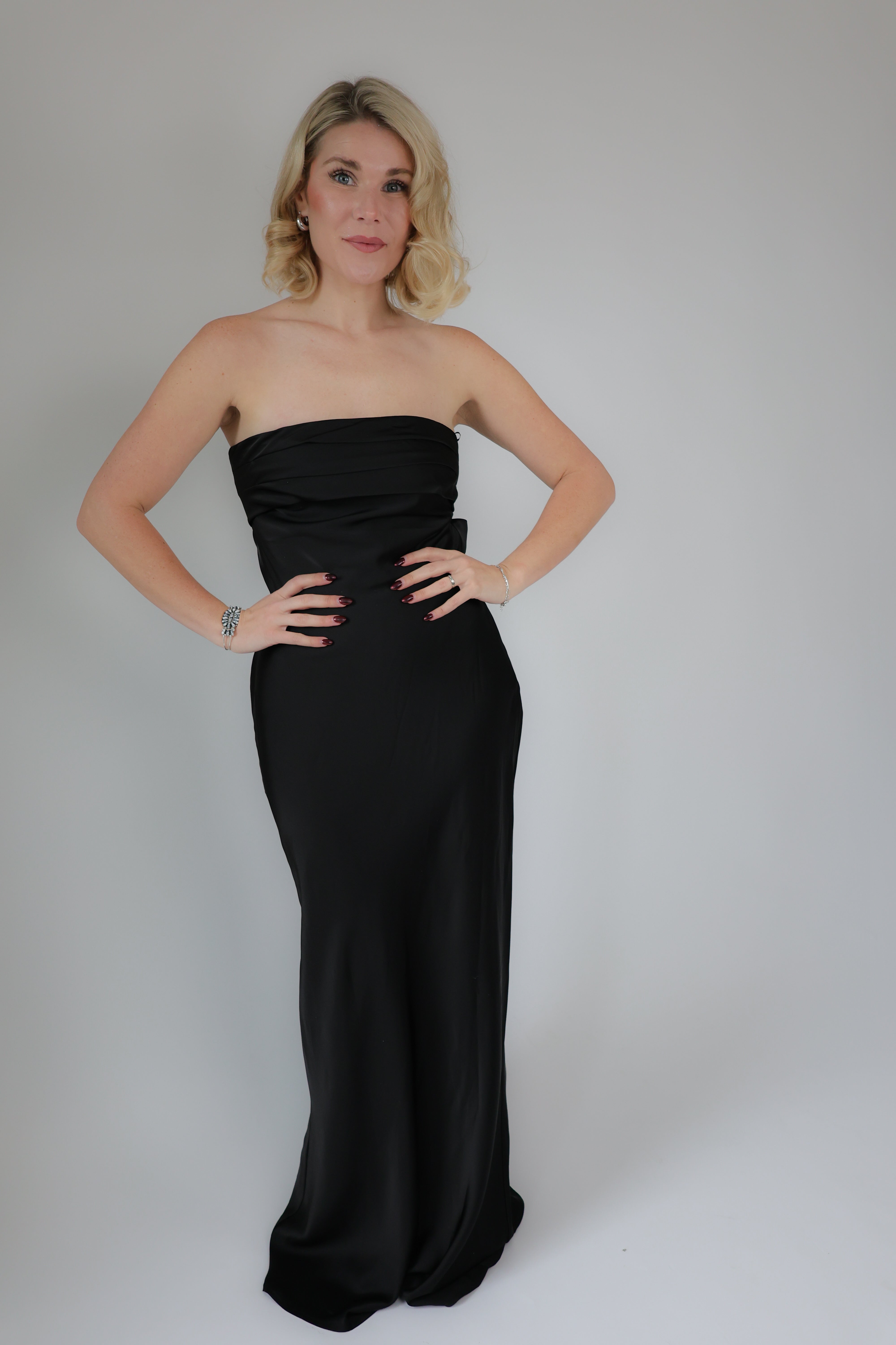 Dresses – La Robe Boutique